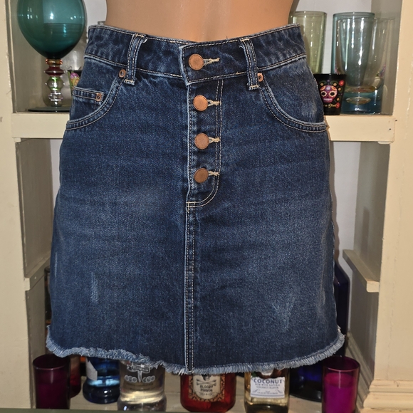 Roxy | Skirts | Roxy Denim Mini Skirt Xs Blue Raw Edge Fringe Hem ...